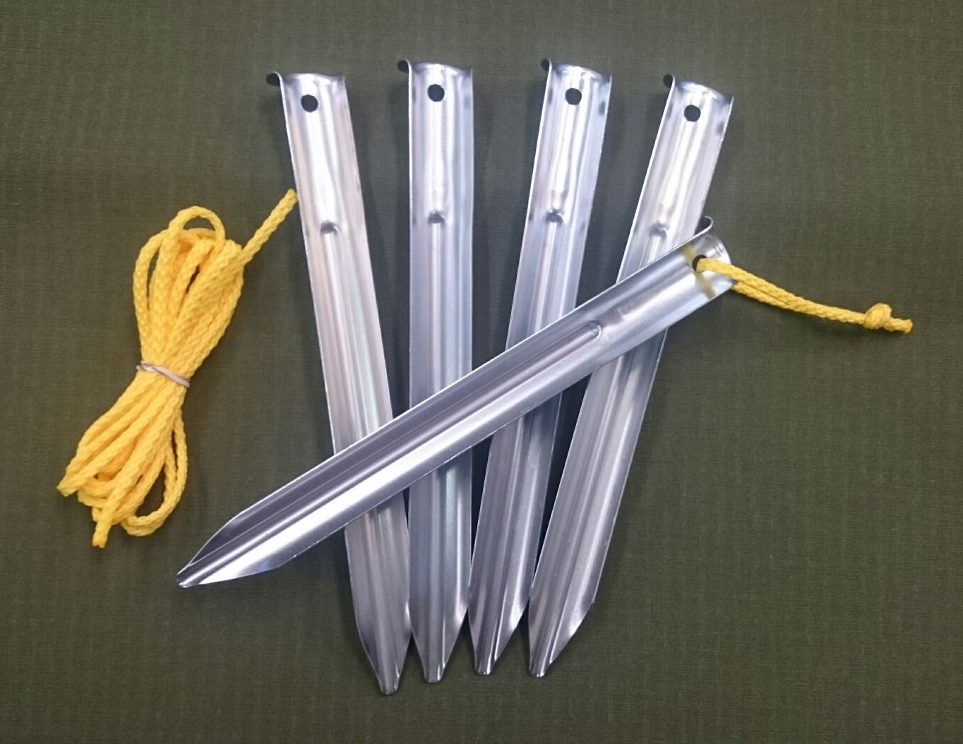 Maakiilat, terästä – Tuntsakauppa